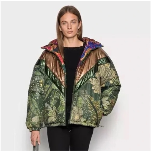 FARM Rio | Jackets & Coats | Nwt Farm Rio Green Cool Leopard Reversible ...